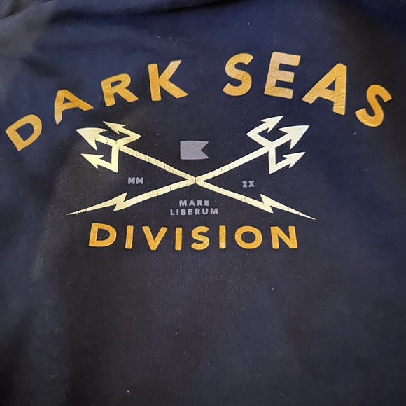 dark seas division | Shirts | Used Size L Dark Seas Headmaster Hooded ...